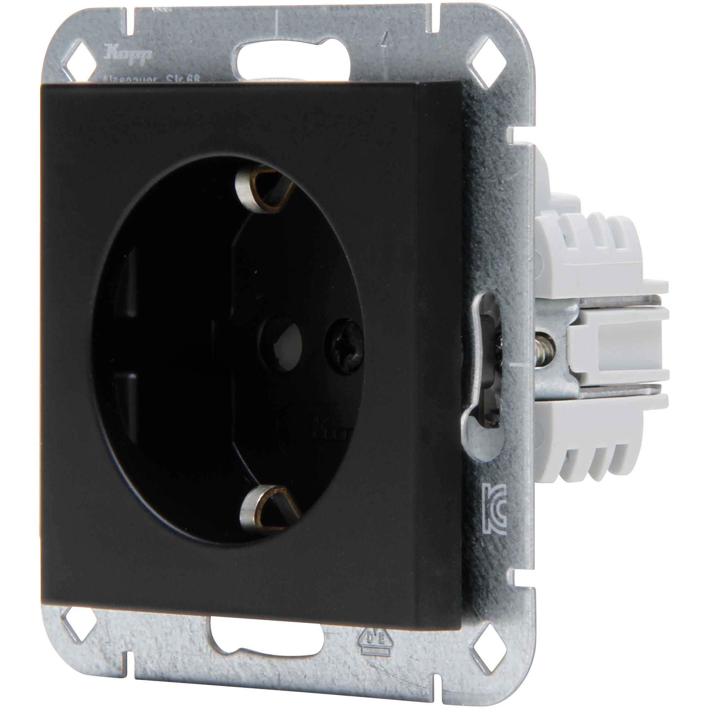 HK07 – Earthed socket outlet with shutter, colour: black matt ...